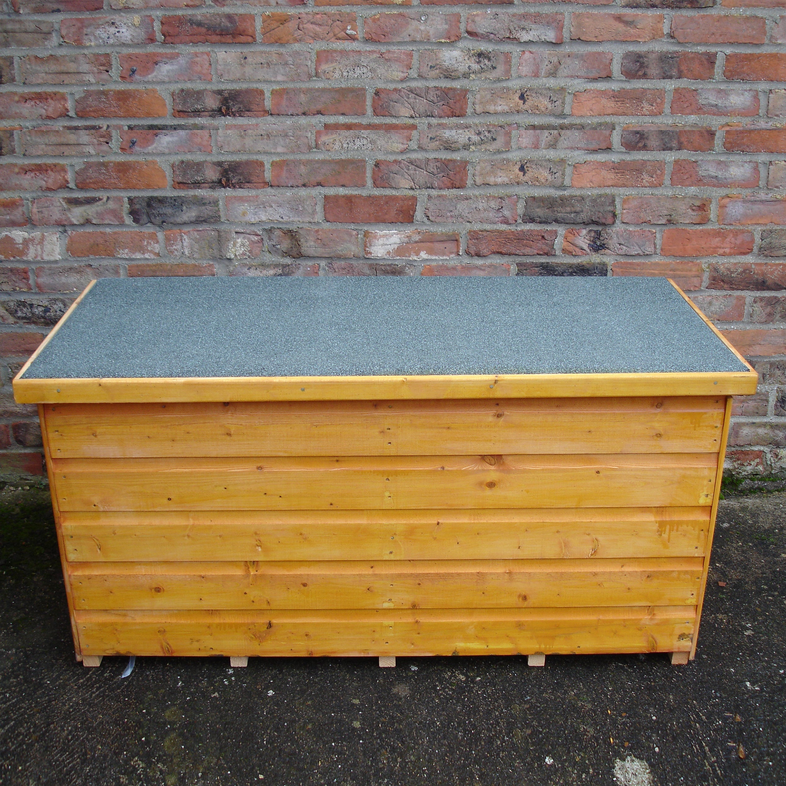 Shire Shiplap 4ft x 2ft Storage Box – LakelandHome.co.uk